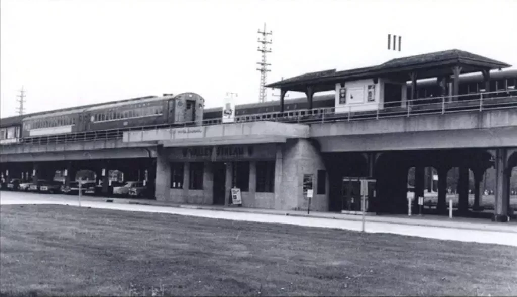 Valley Stream station – LIRR Transit Hub